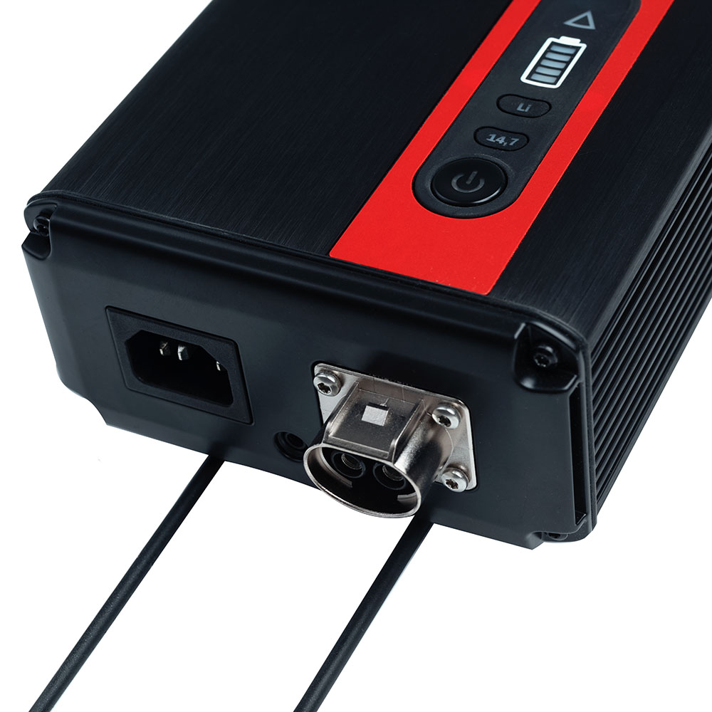 WorkshopCharger 2.0 35A • Flexible charger and power supply • DEFA