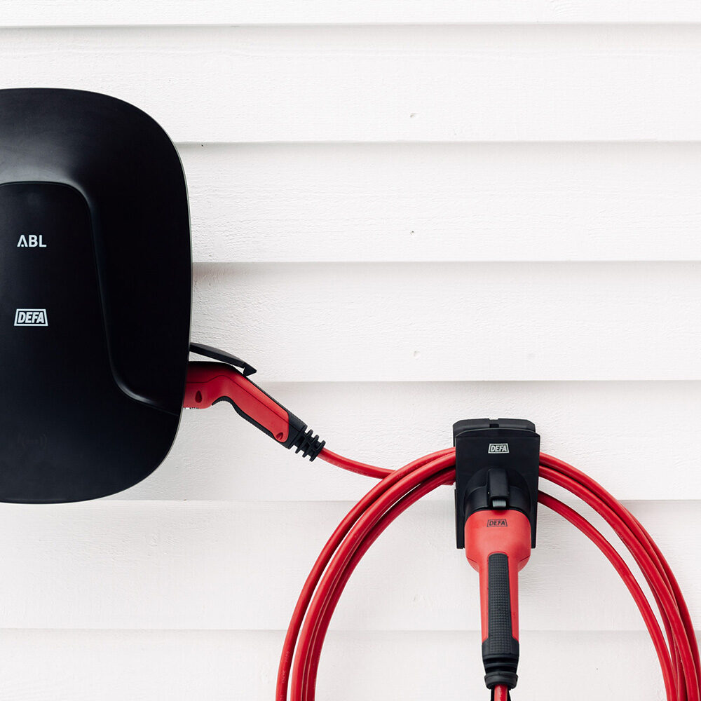 eConnect™ docking • Trygg oppbevaring av kabel • DEFA