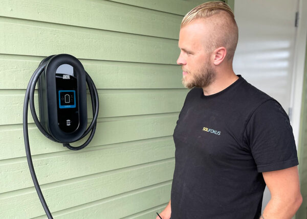 Elbillader • For anlegg og hjemme • DEFA